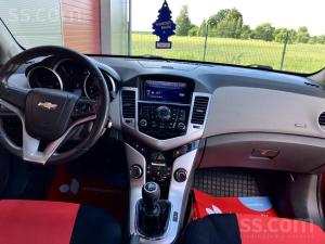 Красный Шевроле Круз 2010 в Талси, объемом двигателя 2.00 л и пробегом 250 тыс. км за 2999 €, фото 17 на AUTOMOTO.COM.LV