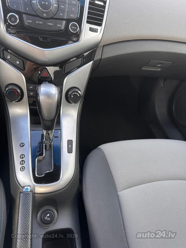 Chevrolet Cruze 2010 Tartu, ar dzinēja tilpumu 1.80 L un nobraukumu 121 tūkst. km par 3000 €, foto 9 vietnē AUTOMOTO.COM.LV