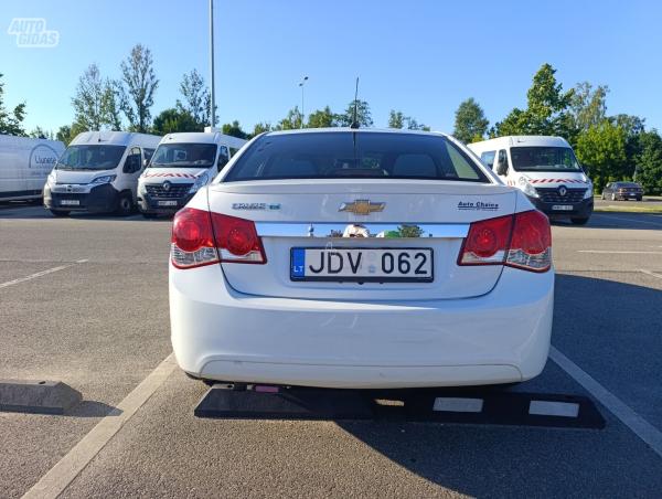 Chevrolet Cruze 2011 in Vilnius, with an engine capacity of 1.40 L and mileage of 138 thousand km for 4500 €, photo 5 on AUTOMOTO.COM.LV