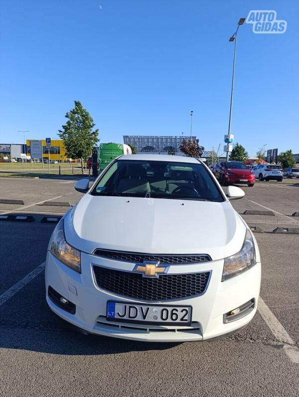 Chevrolet Cruze 2011 in Vilnius, with an engine capacity of 1.40 L and mileage of 138 thousand km for 4500 €, photo 6 on AUTOMOTO.COM.LV