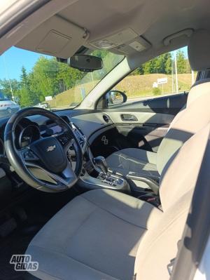 Chevrolet Cruze 2011 in Vilnius, with an engine capacity of 1.40 L and mileage of 138 thousand km for 4500 €, photo 12 on AUTOMOTO.COM.LV