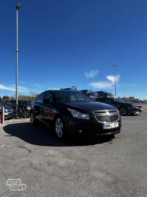 Chevrolet Cruze 2011 in Gargzdai, with an engine capacity of 2.00 L and mileage of 202 thousand km for 2800 €, photo 3 on AUTOMOTO.COM.LV
