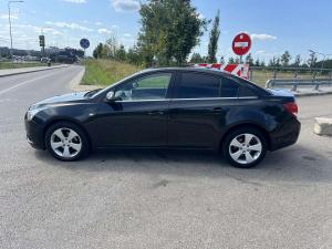 Chevrolet Cruze 2011 in Vilnius, with an engine capacity of 1.99 L and mileage of 204 thousand km for 3000 €, photo 9 on AUTOMOTO.COM.LV