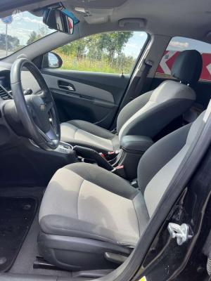 Chevrolet Cruze 2011 in Vilnius, with an engine capacity of 1.99 L and mileage of 204 thousand km for 3000 €, photo 16 on AUTOMOTO.COM.LV