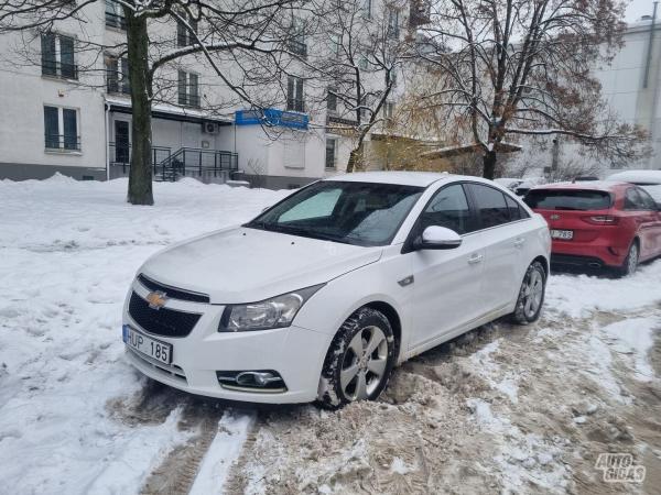 Chevrolet Cruze 2012 in Vilnius, with an engine capacity of 2.00 L and mileage of 421 thousand km for 2000 €, photo 5 on AUTOMOTO.COM.LV