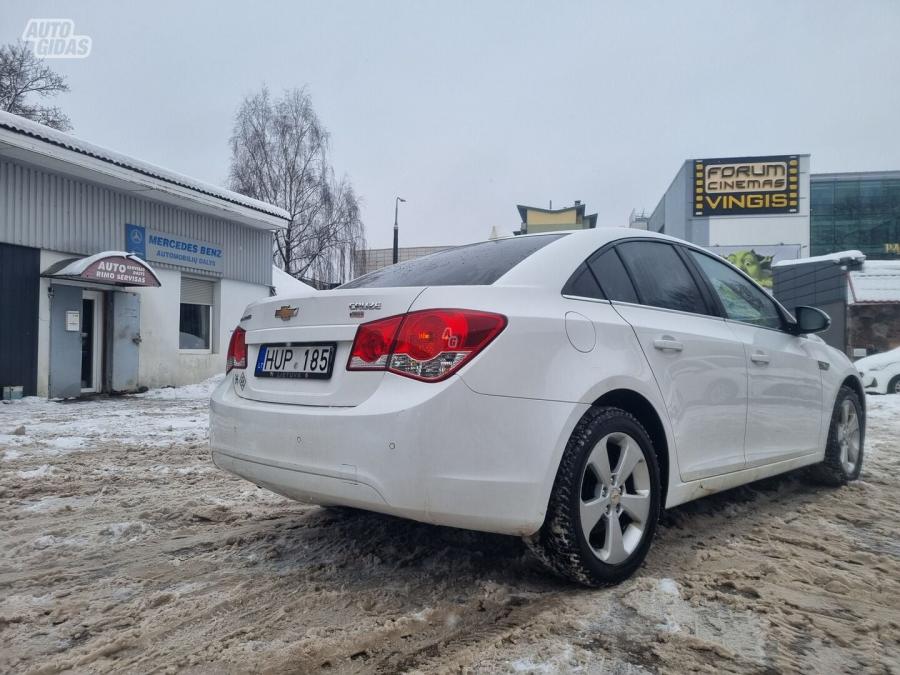 Chevrolet Cruze 2012 in Vilnius, with an engine capacity of 2.00 L and mileage of 421 thousand km for 2000 €, photo 16 on AUTOMOTO.COM.LV