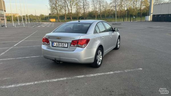 Chevrolet Cruze 2012 in Vilnius, with an engine capacity of 2.00 L and mileage of 256 thousand km for 3250 €, photo 9 on AUTOMOTO.COM.LV