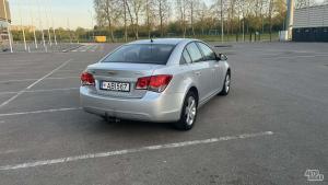 Chevrolet Cruze 2012 in Vilnius, with an engine capacity of 2.00 L and mileage of 256 thousand km for 3250 €, photo 10 on AUTOMOTO.COM.LV