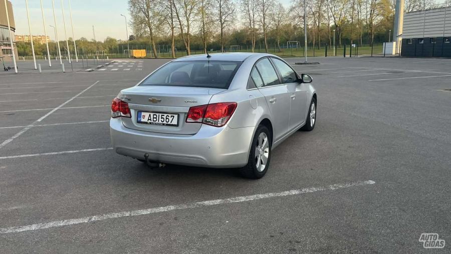 Chevrolet Cruze 2012 in Vilnius, with an engine capacity of 2.00 L and mileage of 256 thousand km for 3250 €, photo 10 on AUTOMOTO.COM.LV