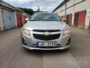 Chevrolet Cruze 2013 in Riga, with an engine capacity of 1.80 L and mileage of 200 thousand km for 5400 €, photo 2 on AUTOMOTO.COM.LV