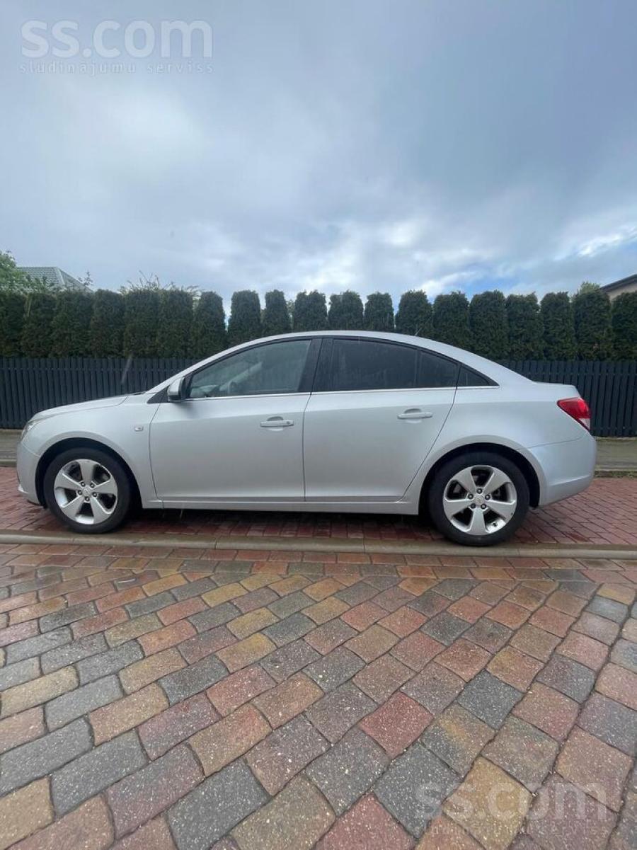 Chevrolet Cruze 2013 Ventspils, ar dzinēja tilpumu 2.00 L un nobraukumu 193 tūkst. km par 4000 €, foto 3 vietnē AUTOMOTO.COM.LV