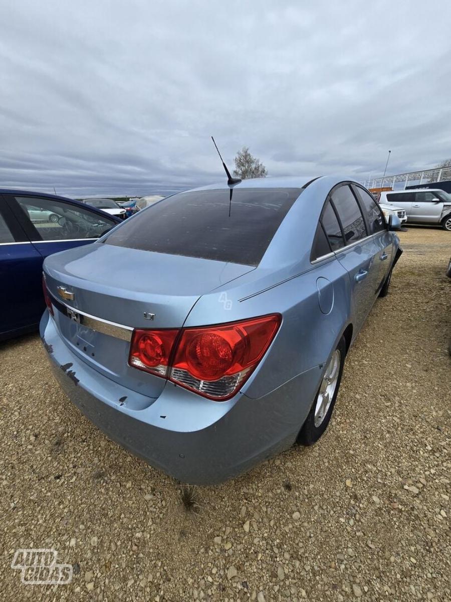 Chevrolet Cruze 2016 Šauļi, ar dzinēja tilpumu 1.40 L un nobraukumu 120 tūkst. km par 1100 €, foto 9 vietnē AUTOMOTO.COM.LV
