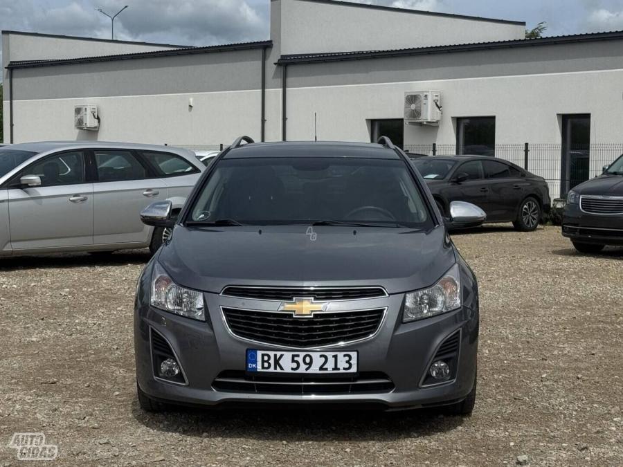 Chevrolet Cruze 2012 in Siauliai, with an engine capacity of 2.00 L and mileage of 195 thousand km for 3150 €, photo 15 on AUTOMOTO.COM.LV