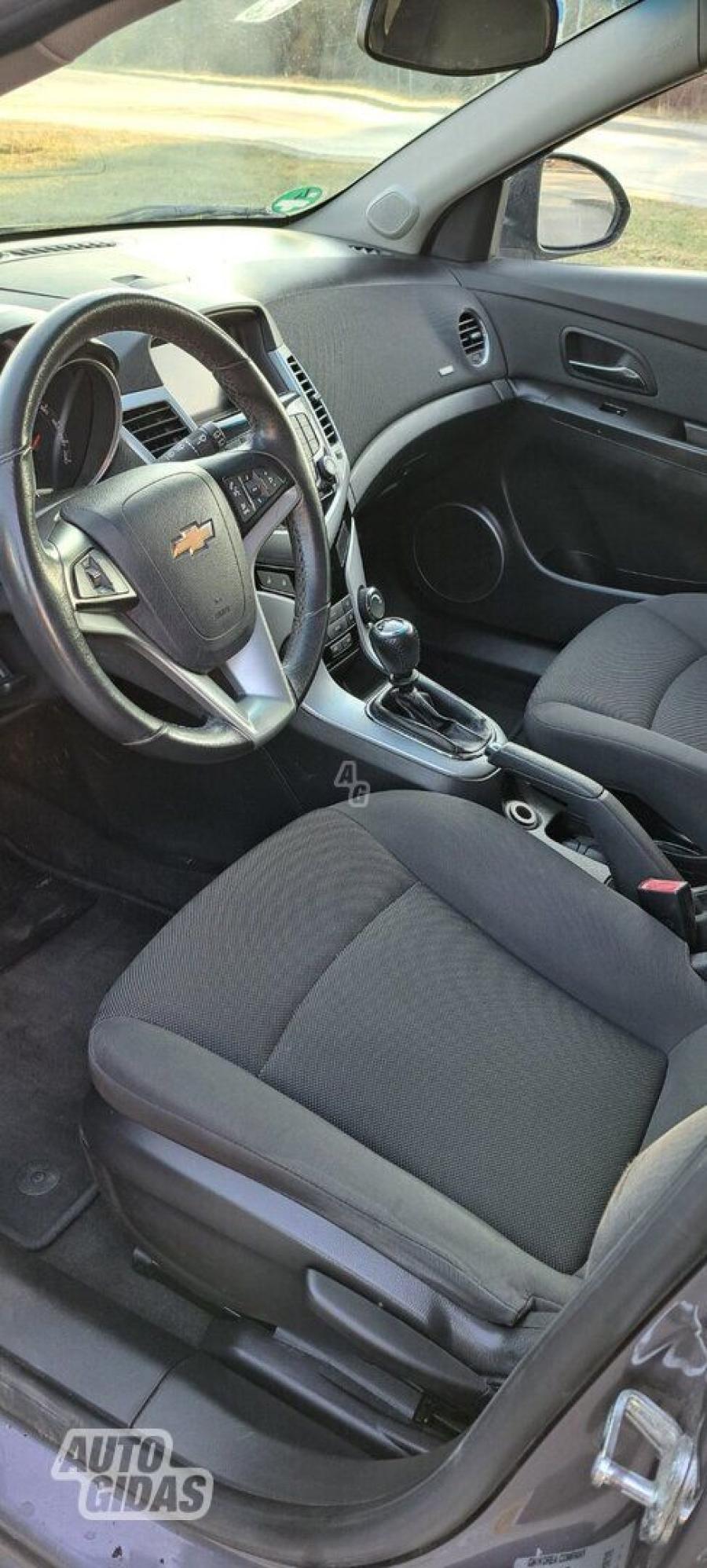 Chevrolet Cruze 2013 Biržai, ar dzinēja tilpumu 1.70 L un nobraukumu 192 tūkst. km par 3150 €, foto 12 vietnē AUTOMOTO.COM.LV