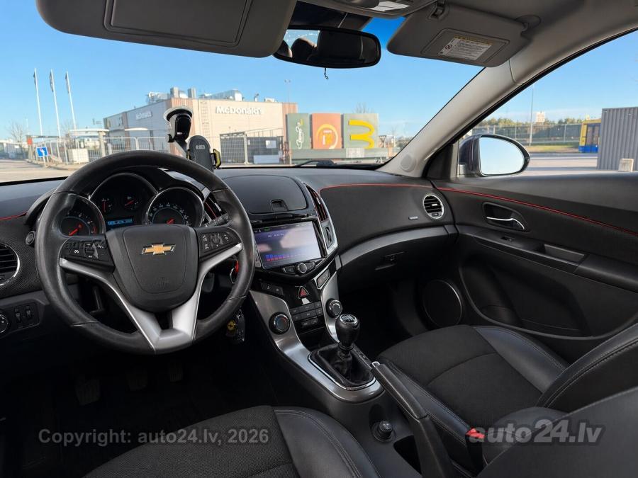 Chevrolet Cruze 2013 Tallina, ar dzinēja tilpumu 1.40 L un nobraukumu 222 tūkst. km par 3400 €, foto 12 vietnē AUTOMOTO.COM.LV
