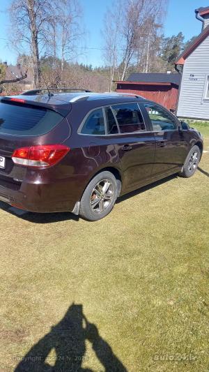 Chevrolet Cruze 2013 in Tallinn, with an engine capacity of 1.80 L and mileage of 88 thousand km for 5500 €, photo 5 on AUTOMOTO.COM.LV