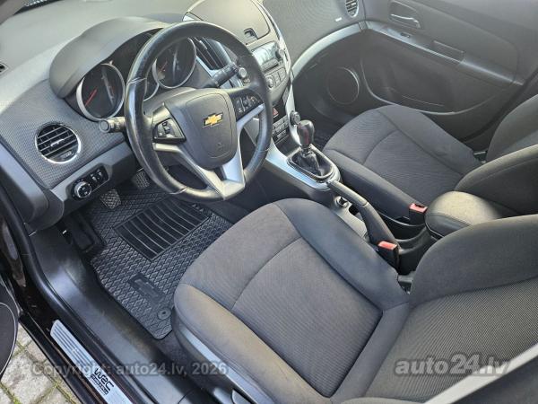 Chevrolet Cruze 2013 Tallina, ar dzinēja tilpumu 1.60 L un nobraukumu 150 tūkst. km par 4800 €, foto 6 vietnē AUTOMOTO.COM.LV