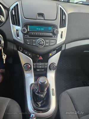 Chevrolet Cruze 2013 Tallina, ar dzinēja tilpumu 1.60 L un nobraukumu 150 tūkst. km par 4800 €, foto 11 vietnē AUTOMOTO.COM.LV
