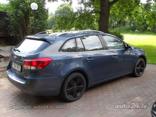 Chevrolet Cruze 2014 Tallina, ar dzinēja tilpumu 1.40 L un nobraukumu 208 tūkst. km par 2990 €, foto 3 vietnē AUTOMOTO.COM.LV