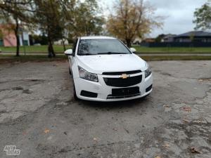 Balts Chevrolet Cruze 2012 Panevēža, ar dzinēja tilpumu 1.60 L un nobraukumu 211 tūkst. km par 1999 €, foto 5 vietnē AUTOMOTO.COM.LV