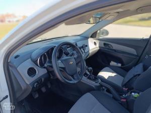 Balts Chevrolet Cruze 2012 Panevēža, ar dzinēja tilpumu 1.60 L un nobraukumu 211 tūkst. km par 1999 €, foto 6 vietnē AUTOMOTO.COM.LV
