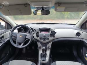 Balts Chevrolet Cruze 2012 Panevēža, ar dzinēja tilpumu 1.60 L un nobraukumu 211 tūkst. km par 1999 €, foto 19 vietnē AUTOMOTO.COM.LV
