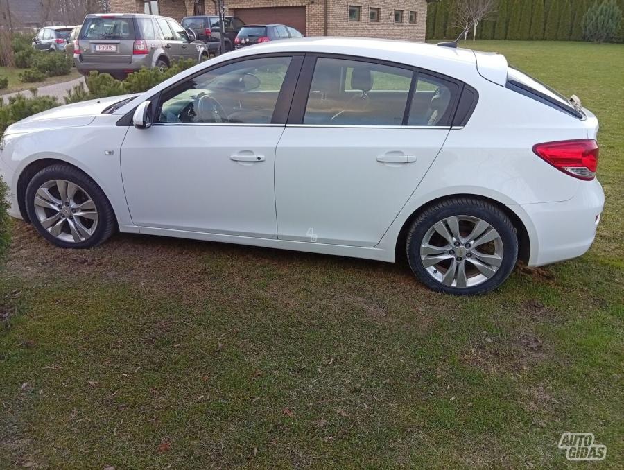Balts Chevrolet Cruze 2014 Viļņa, ar dzinēja tilpumu 1.40 L un nobraukumu 252 tūkst. km par 3650 €, foto 7 vietnē AUTOMOTO.COM.LV