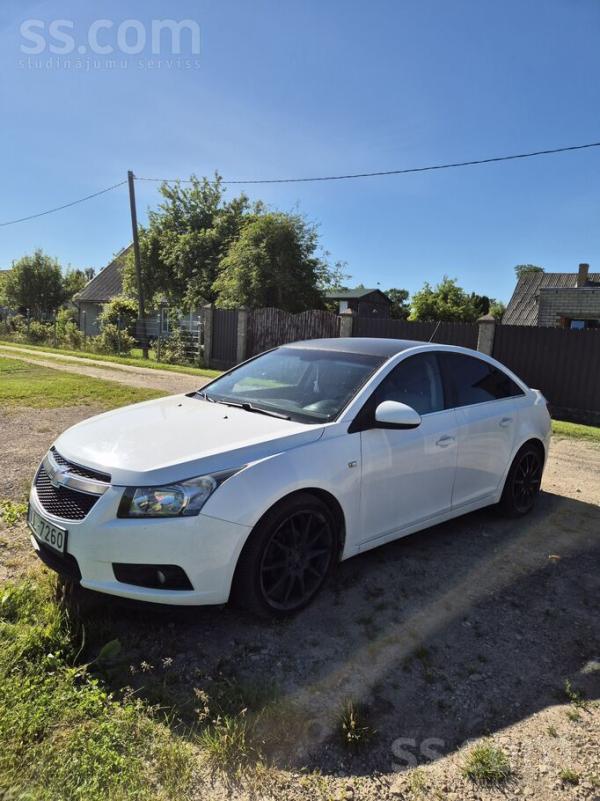 Balts Chevrolet Cruze 2009 Bauska, ar dzinēja tilpumu 1.80 L un nobraukumu 249 tūkst. km par 4500 €, foto 7 vietnē AUTOMOTO.COM.LV