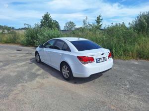 Balts Chevrolet Cruze 2010 Kaišiadorys, ar dzinēja tilpumu 2.00 L un nobraukumu 215 tūkst. km par 2300 €, foto  vietnē AUTOMOTO.COM.LV