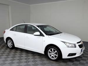 Белый Шевроле Круз 2010 в Таллин, объемом двигателя 2.00 л и пробегом 334 тыс. км за 1399 €, фото 9 на AUTOMOTO.COM.LV
