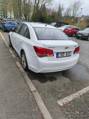 Balts Chevrolet Cruze 2013 Tallina, ar dzinēja tilpumu 1.80 L un nobraukumu 264 tūkst. km par 3500 €, foto 3 vietnē AUTOMOTO.COM.LV