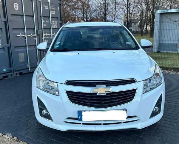 Balts Chevrolet Cruze 2013 Tauragė, ar dzinēja tilpumu 1.70 L un nobraukumu 184 tūkst. km par 4200 €, foto 2 vietnē AUTOMOTO.COM.LV