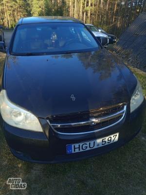 Melns Chevrolet Epica 2008 Lazdijai, ar dzinēja tilpumu 2.00 L un nobraukumu 300 tūkst. km par 800 €, foto  vietnē AUTOMOTO.COM.LV