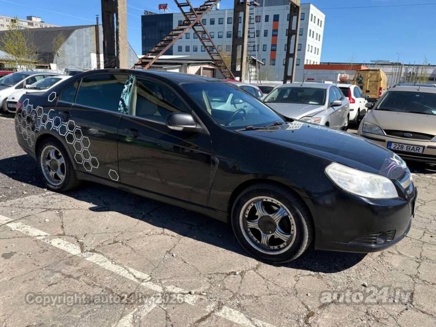Black Chevrolet Epica 2008 in Tallinn, with an engine capacity of 2.00 L and mileage of 152 thousand km for 899 €, photo 1 on AUTOMOTO.COM.LV