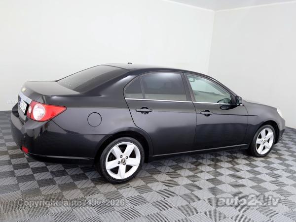 Melns Chevrolet Epica 2008 Tallina, ar dzinēja tilpumu 2.00 L un nobraukumu 224 tūkst. km par 1199 €, foto 4 vietnē AUTOMOTO.COM.LV