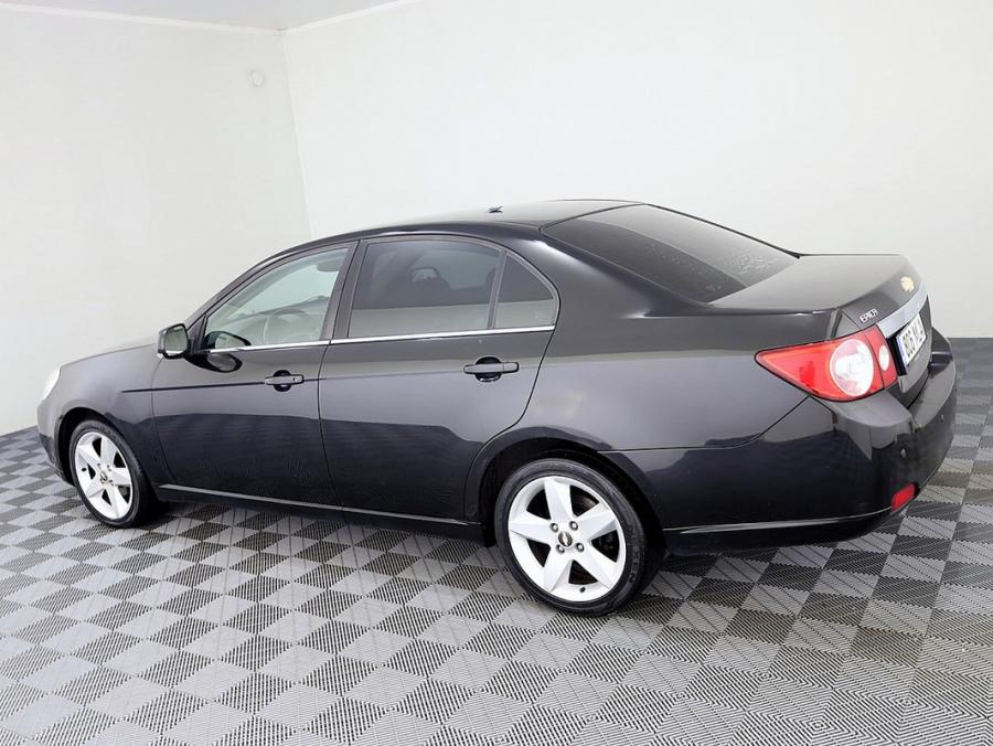Melns Chevrolet Epica 2008 Tallina, ar dzinēja tilpumu 2.00 L un nobraukumu 224 tūkst. km par 1199 €, foto 12 vietnē AUTOMOTO.COM.LV