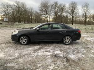 Melns Chevrolet Epica 2010 Tallina, ar dzinēja tilpumu 2.00 L un nobraukumu 409 tūkst. km par 1400 €, foto 7 vietnē AUTOMOTO.COM.LV