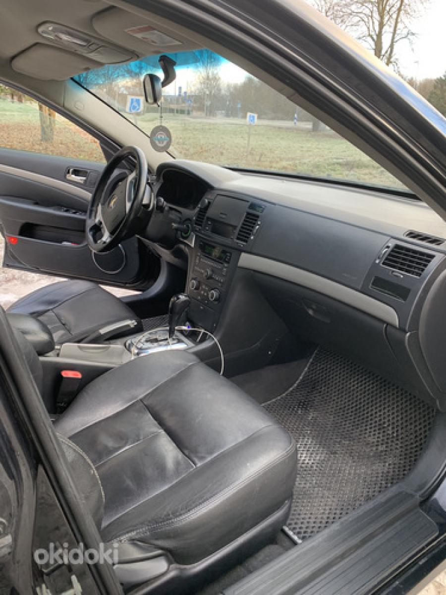 Melns Chevrolet Epica 2010 Tallina, ar dzinēja tilpumu 2.00 L un nobraukumu 409 tūkst. km par 1400 €, foto 12 vietnē AUTOMOTO.COM.LV