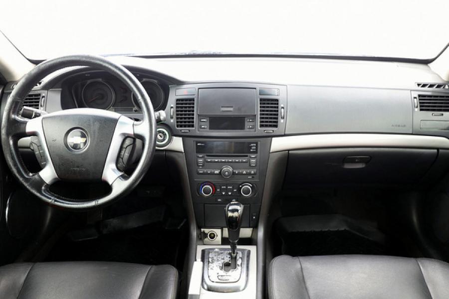Melns Chevrolet Epica 2010 Tallina, ar dzinēja tilpumu 2.00 L un nobraukumu 422 tūkst. km par 999 €, foto 6 vietnē AUTOMOTO.COM.LV