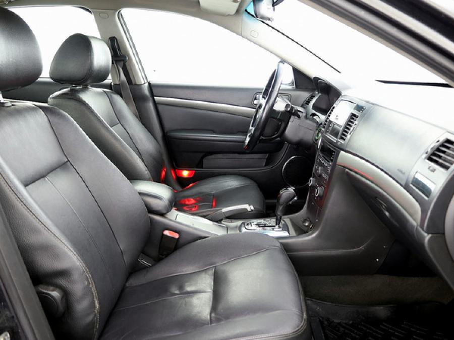 Melns Chevrolet Epica 2010 Tallina, ar dzinēja tilpumu 2.00 L un nobraukumu 422 tūkst. km par 999 €, foto 7 vietnē AUTOMOTO.COM.LV