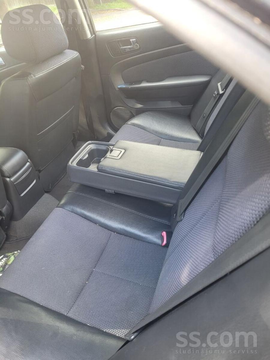 Grey Chevrolet Epica 2006 in Jelgava, with an engine capacity of 2.00 L and mileage of 431 thousand km for 950 €, photo 4 on AUTOMOTO.COM.LV