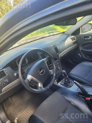 Grey Chevrolet Epica 2006 in Jelgava, with an engine capacity of 2.00 L and mileage of 431 thousand km for 950 €, photo 5 on AUTOMOTO.COM.LV