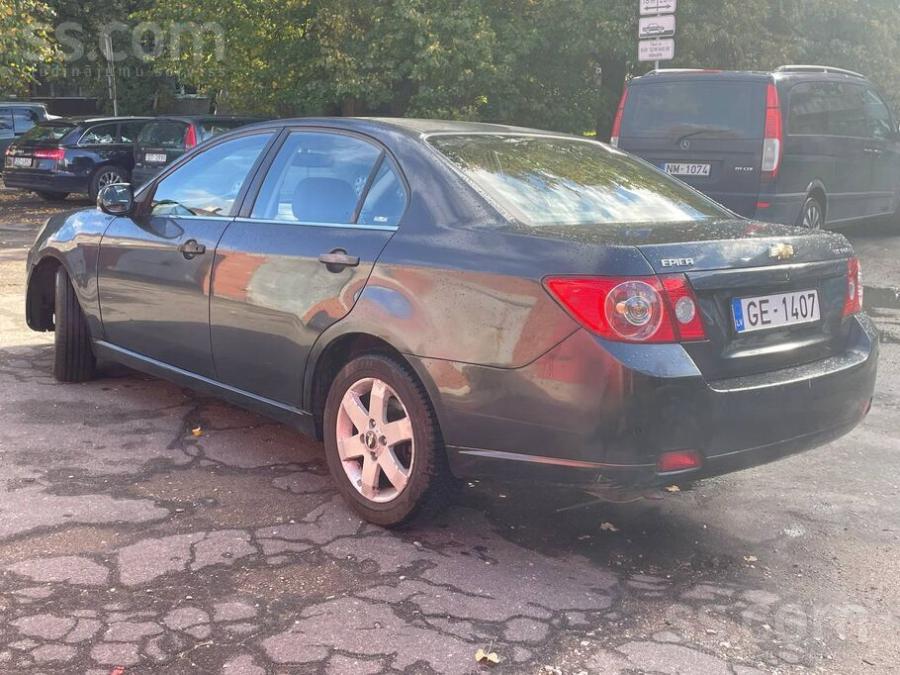 Pelēks Chevrolet Epica 2006 Jelgava, ar dzinēja tilpumu 2.00 L un nobraukumu 432 tūkst. km par 550 €, foto 5 vietnē AUTOMOTO.COM.LV