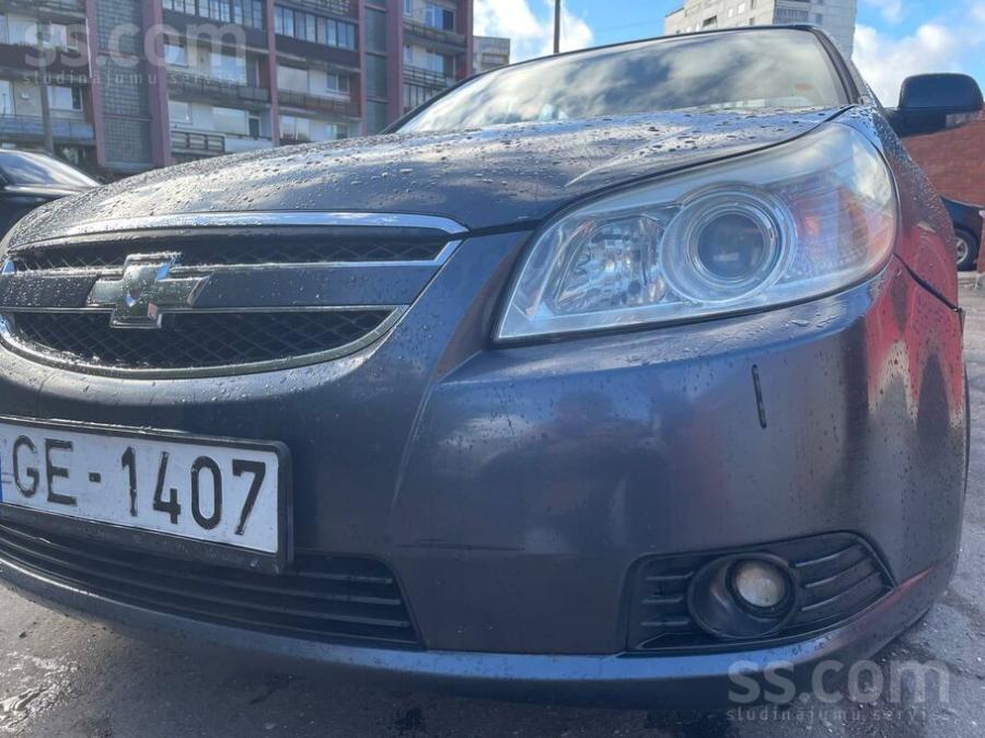 Pelēks Chevrolet Epica 2006 Jelgava, ar dzinēja tilpumu 2.00 L un nobraukumu 432 tūkst. km par 550 €, foto 6 vietnē AUTOMOTO.COM.LV