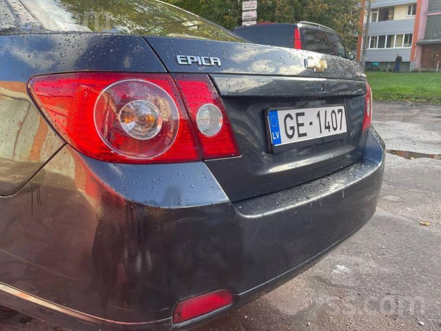 Pelēks Chevrolet Epica 2006 Jelgava, ar dzinēja tilpumu 2.00 L un nobraukumu 432 tūkst. km par 550 €, foto 9 vietnē AUTOMOTO.COM.LV