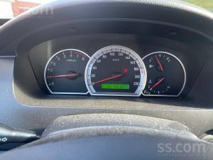 Pelēks Chevrolet Epica 2006 Jelgava, ar dzinēja tilpumu 2.00 L un nobraukumu 432 tūkst. km par 550 €, foto 12 vietnē AUTOMOTO.COM.LV
