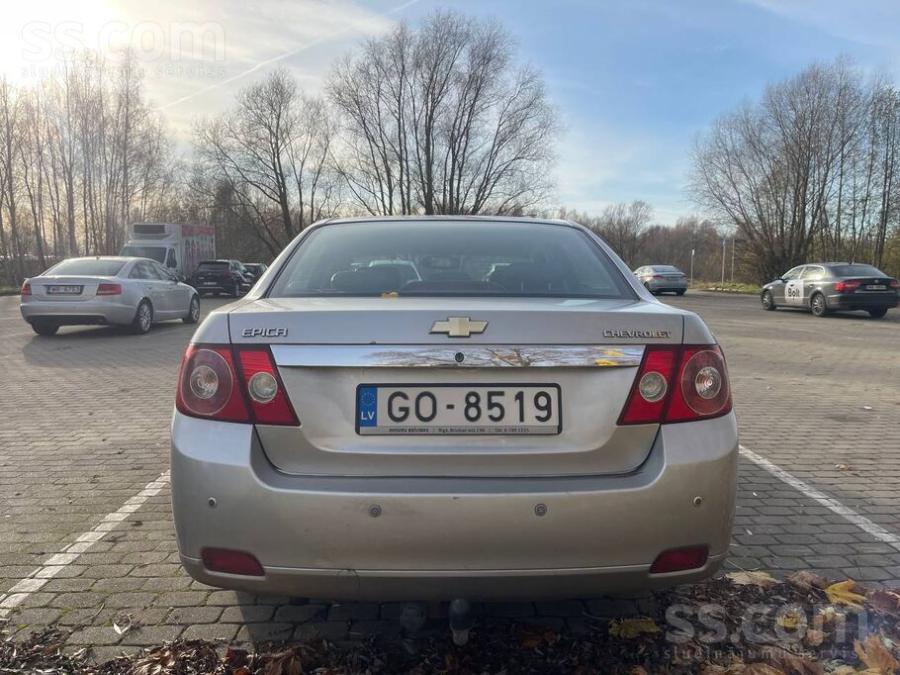 Grey Chevrolet Epica 2007 in Riga, with an engine capacity of 2.00 L and mileage of 260 thousand km for 550 €, photo 5 on AUTOMOTO.COM.LV
