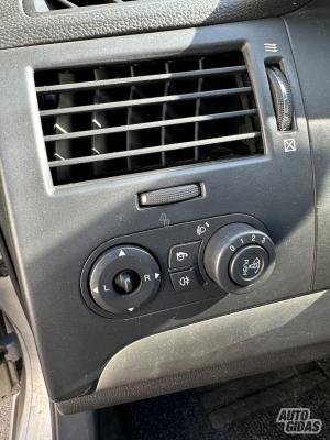 Pelēks Chevrolet Epica 2009 Viļņa, ar dzinēja tilpumu 2.20 L un nobraukumu 187 tūkst. km par 1350 €, foto 13 vietnē AUTOMOTO.COM.LV