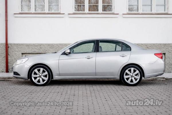 Grey Chevrolet Epica 2009 in Tallinn, with an engine capacity of 2.50 L and mileage of 61 thousand km for 4390 €, photo 5 on AUTOMOTO.COM.LV