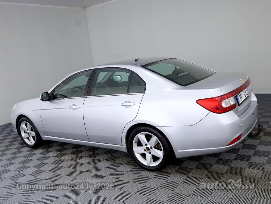 Grey Chevrolet Epica 2009 in Tallinn, with an engine capacity of 2.00 L and mileage of 306 thousand km for 999 €, photo 5 on AUTOMOTO.COM.LV